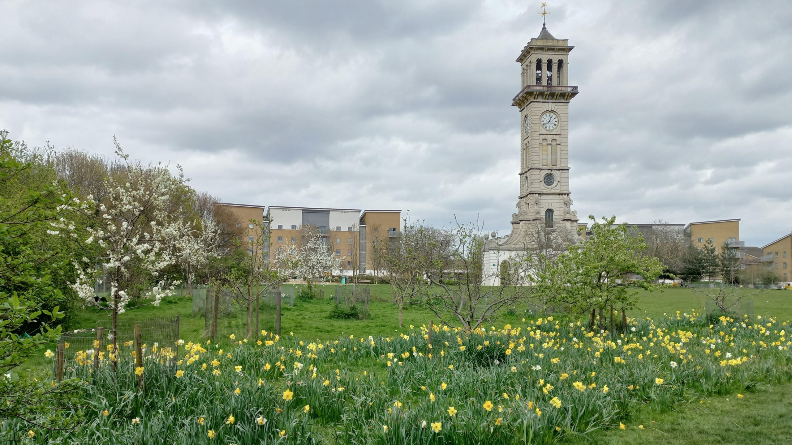 Park locking to carry on after locals raise alarm over crime and ...